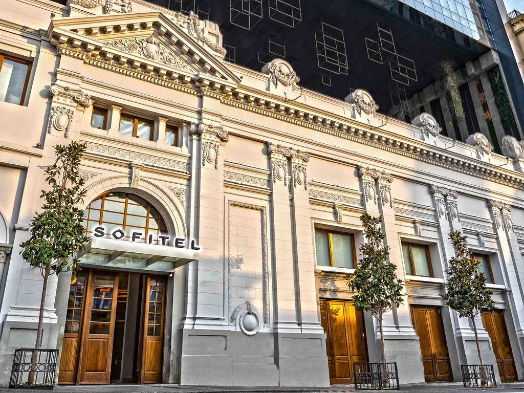 Hotels - Yuppi Travel